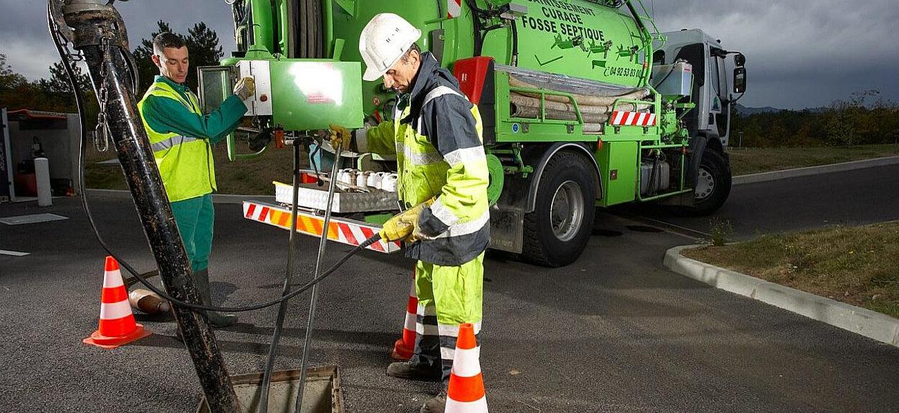 SOS net égouts assainissement et nettoyage bac à eau